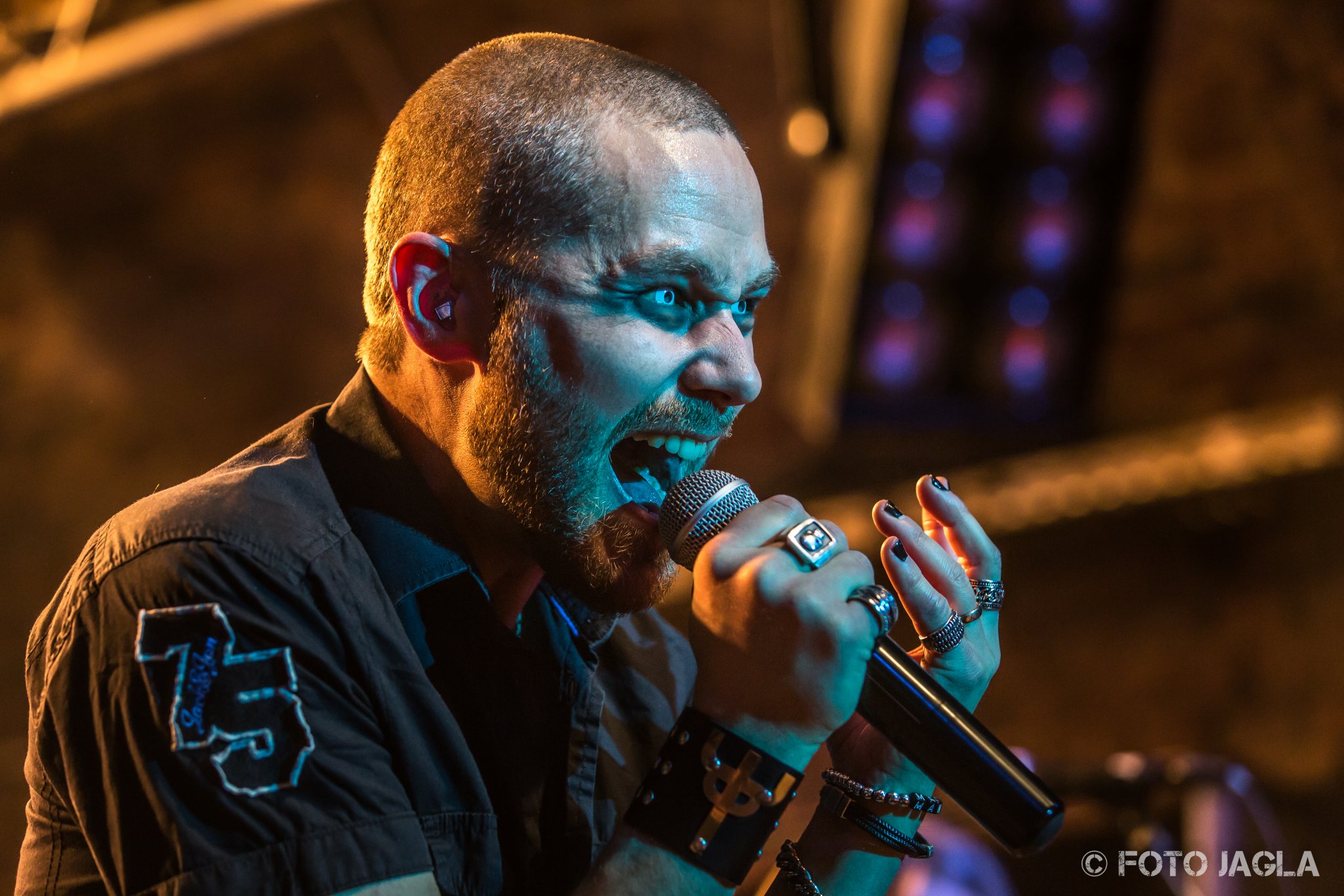 Manimal auf der The Book Of Ogan Tour 2016